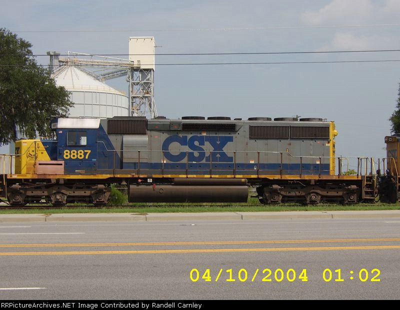 CSXT 8887